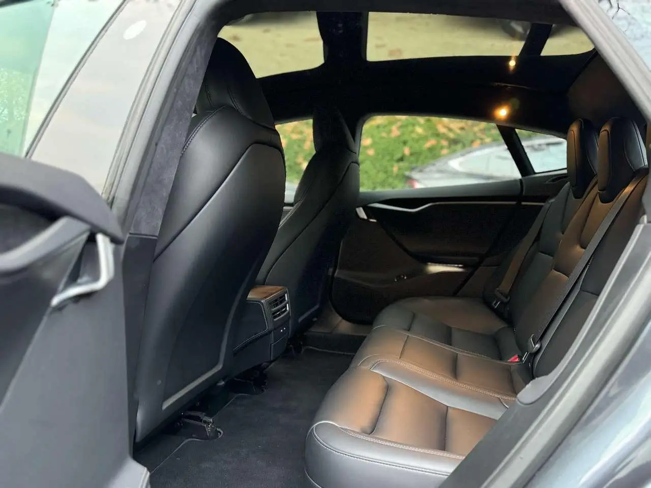 Tesla Model S 2020 - Engin Motors