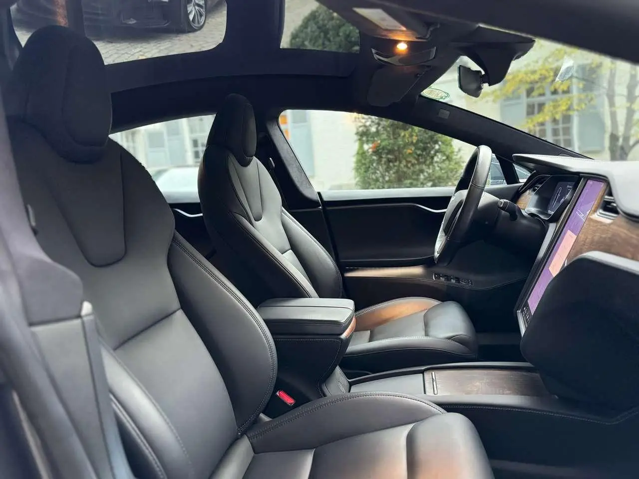 Tesla Model S 2020 - Engin Motors