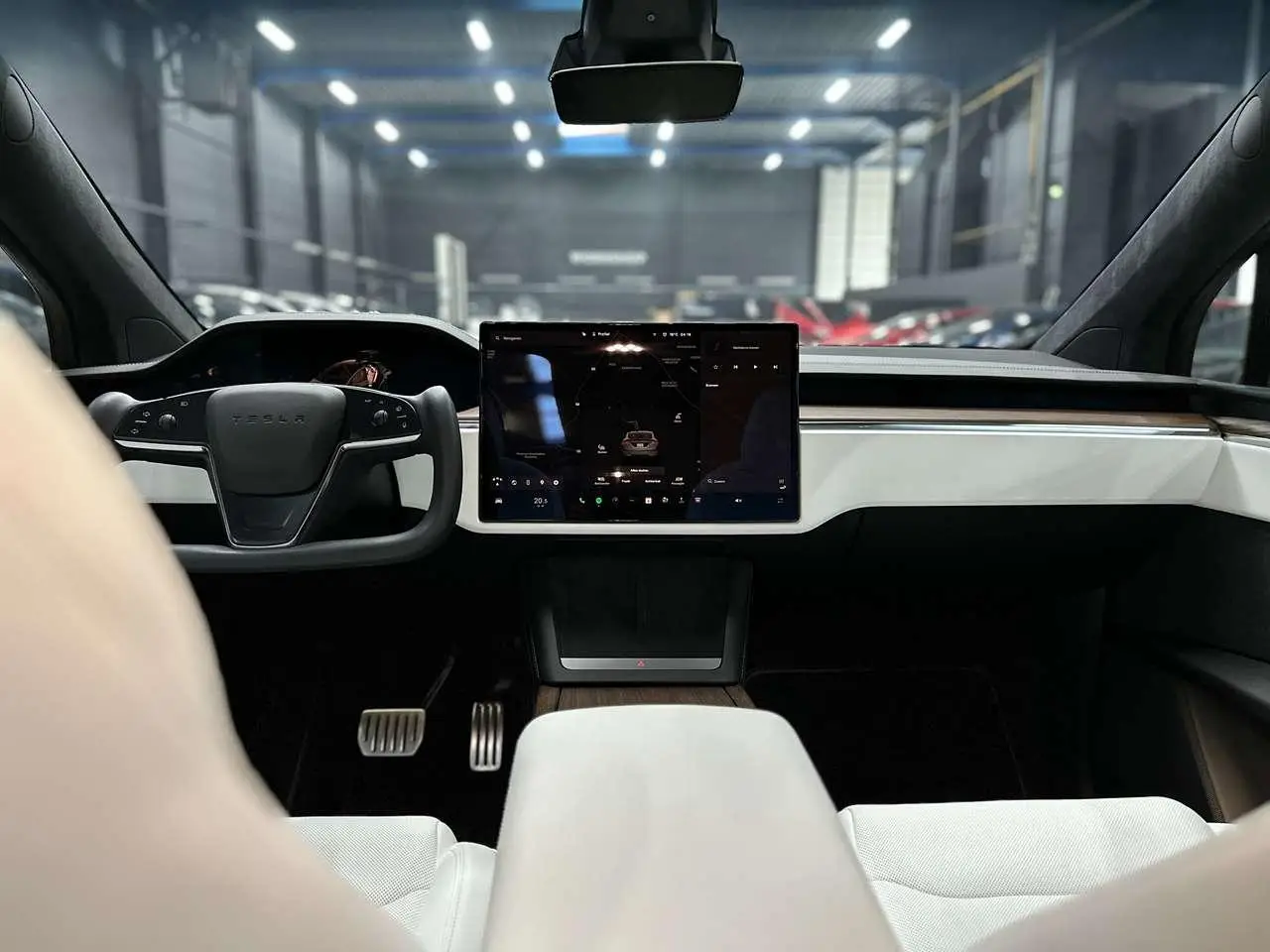 Tesla Model X 2023 - Engin Motors